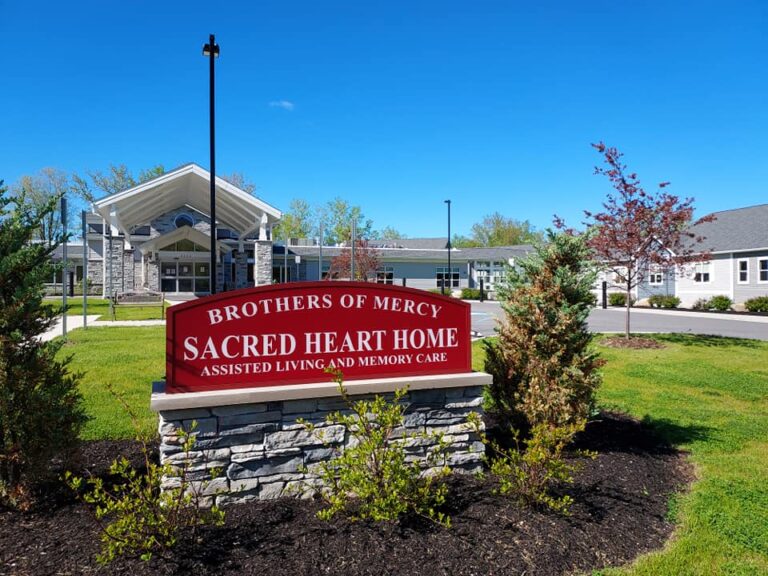 Assisted Living & Memory Care | Brothers of Mercy